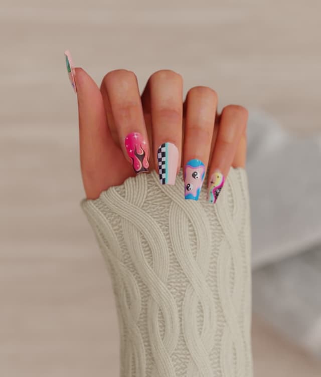 Маникюр Amy Nails | Sims4Mods